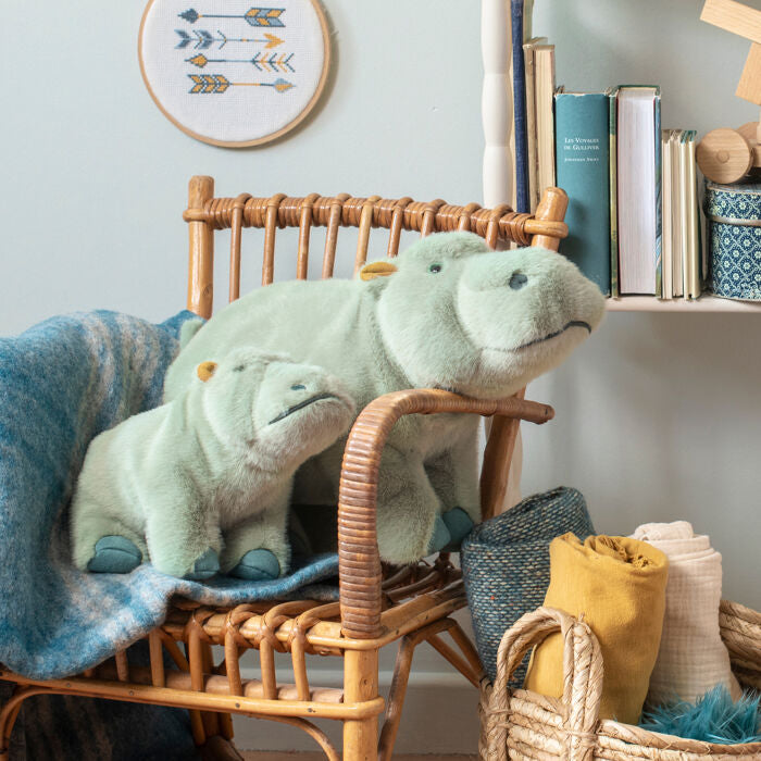 Small hippopotamus - All Around the World – Speedy Monkey LLC